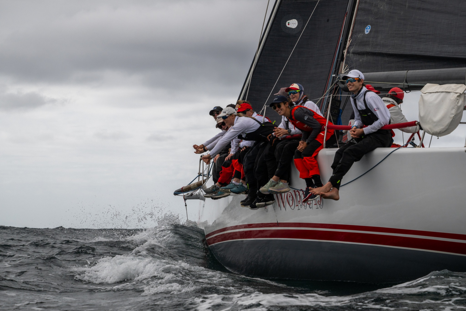 Audi Centre Sydney Blue Water Pointscore – Bird Island Race Live ...